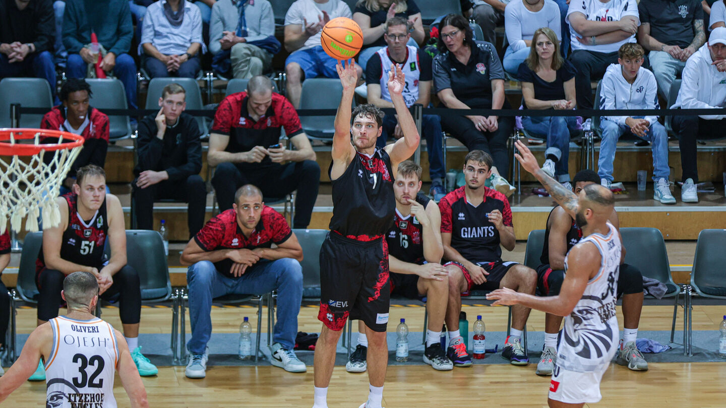 Im Heimspiel gegen Iserlohn auf die eigenen Stärken setzen - Giants TSV ...