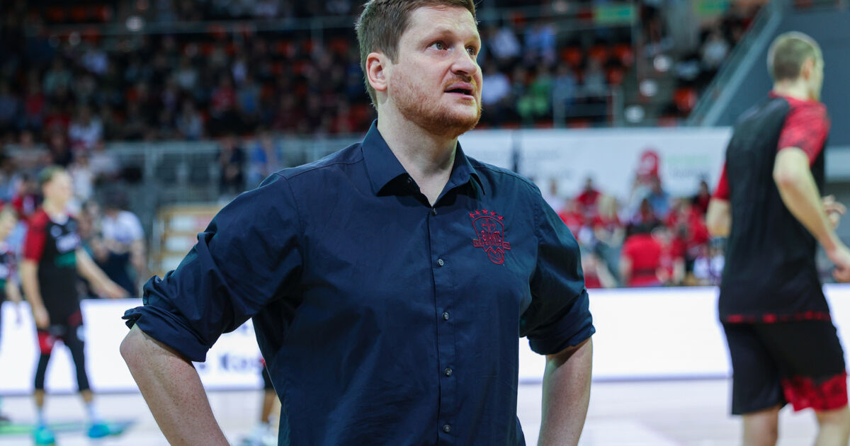 Stachula: "Ich freue mich auf die nächsten Monate in Leverkusen ...