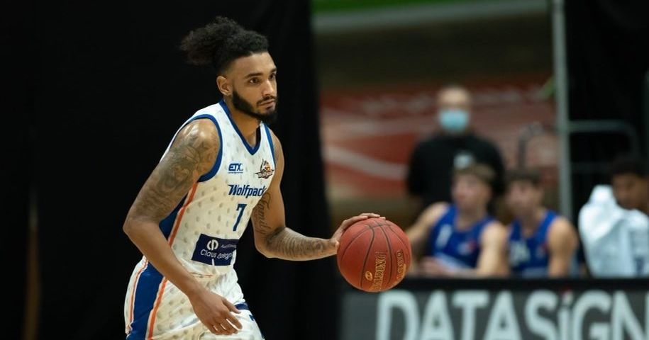 Einer mit Erfahrung: Devin Thomas verstärkt BAYER - Giants TSV Bayer 04 ...