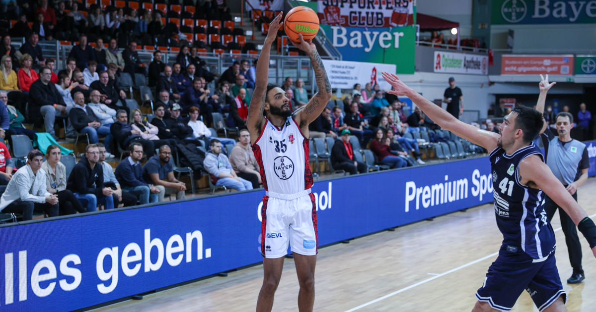 "Giganten" trennen sich von Devin Thomas - Giants TSV Bayer 04 Leverkusen